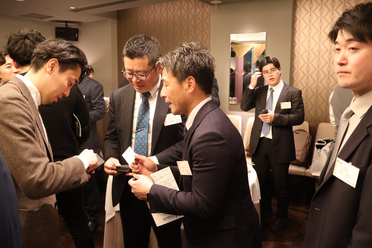 「頼れる仲間を、もっと近くに」Dentwaveが新たなステージへ！リニューアル発表イベント開催レポート – Dentwave（デントウェーブ）